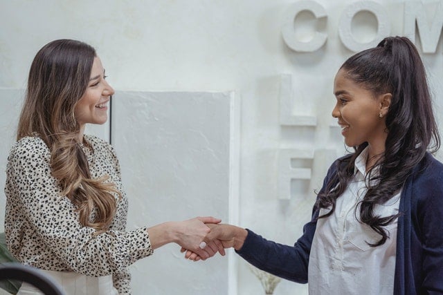 All Ears English: 4 Ways to Meet and Greet in English for the Office or ...