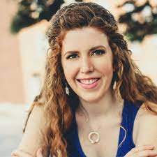 Improv Comedy Artist Jessica Coyle Shows You How to Use Your Body to ...